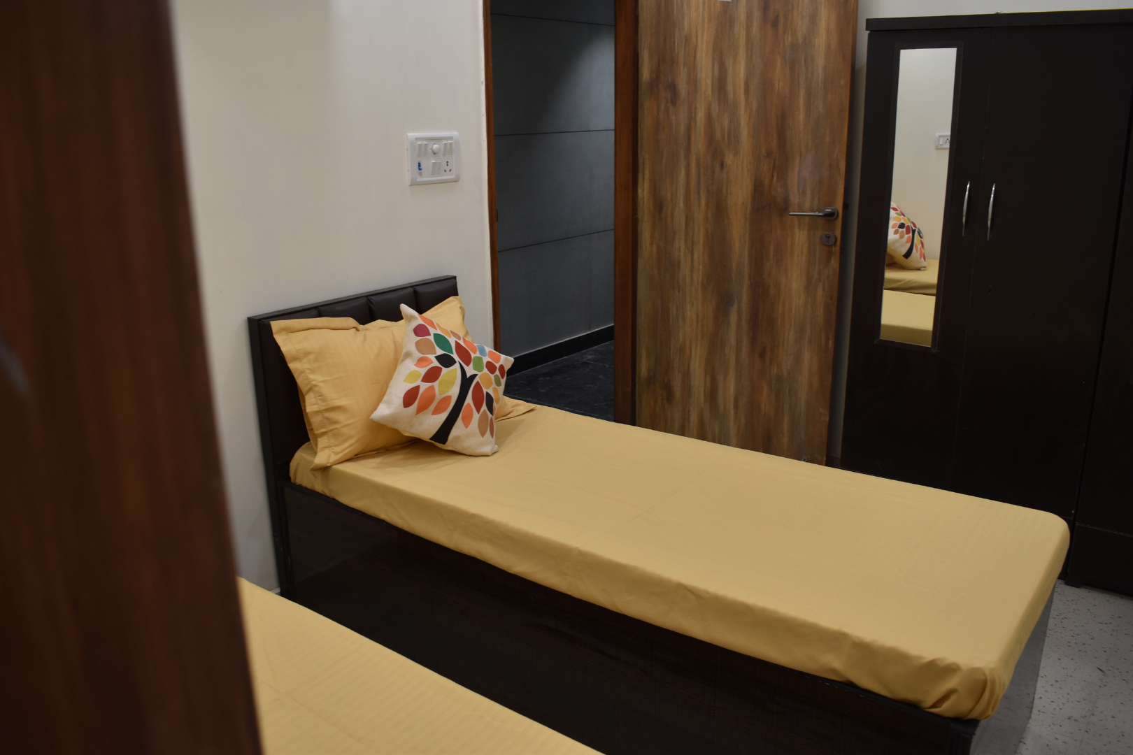 Best PG in Delhi for Girls near Delhi University | Top Hostels in North ...