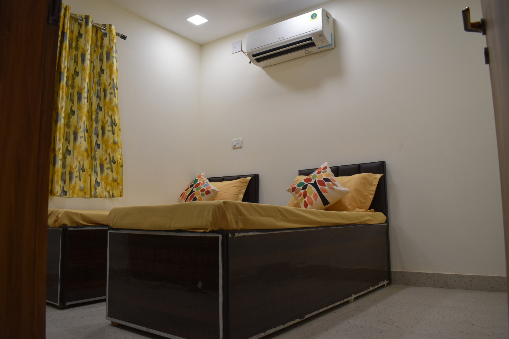 Best Girls PG in Delhi for Girls near Delhi University | Top Girls ...